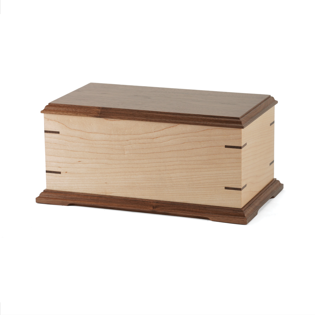 Fairfax Large | Thacker Caskets, Inc.